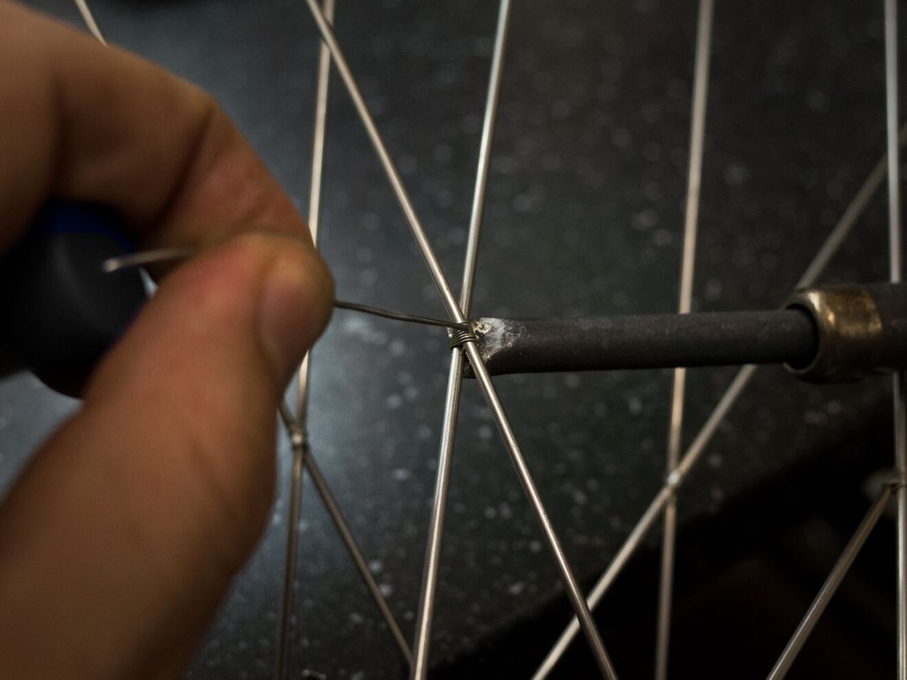 Tying and soldering spokes - wheel stiffness - Dandy Horse Blog
